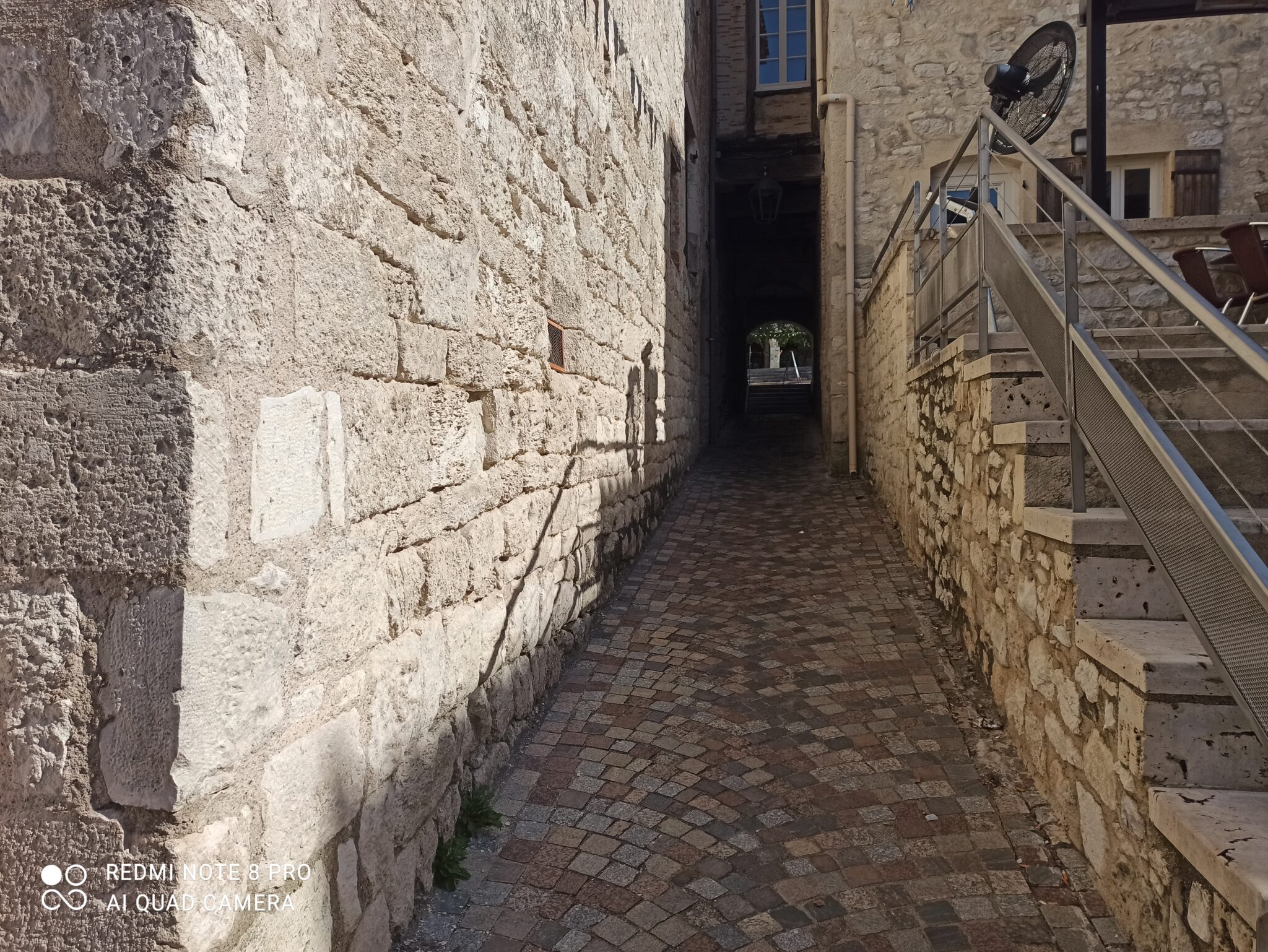 DÉCOUVRIR MONFLANQUIN