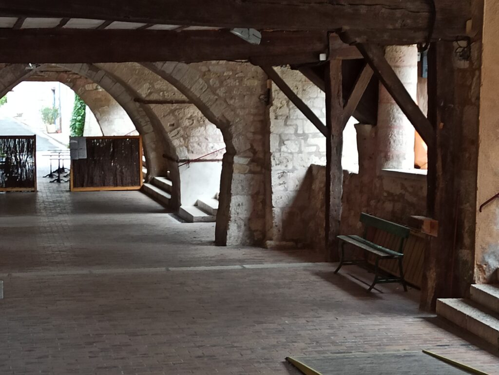 DÉCOUVRIR MONFLANQUIN